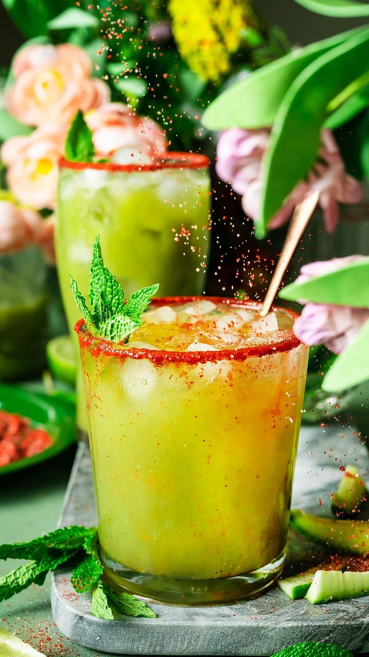 Kairi Panha Recipe: झटपट बनवा कैरीचं पन्हं; पाहा रेसिपी | Raw Mango ...