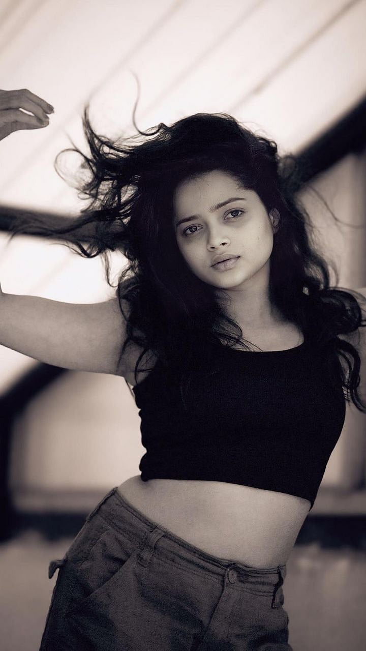 Shivali Parab: एकच हृदय आहे किती वेळा जिंकशील?, 'शिवाली द परब'च्या ...