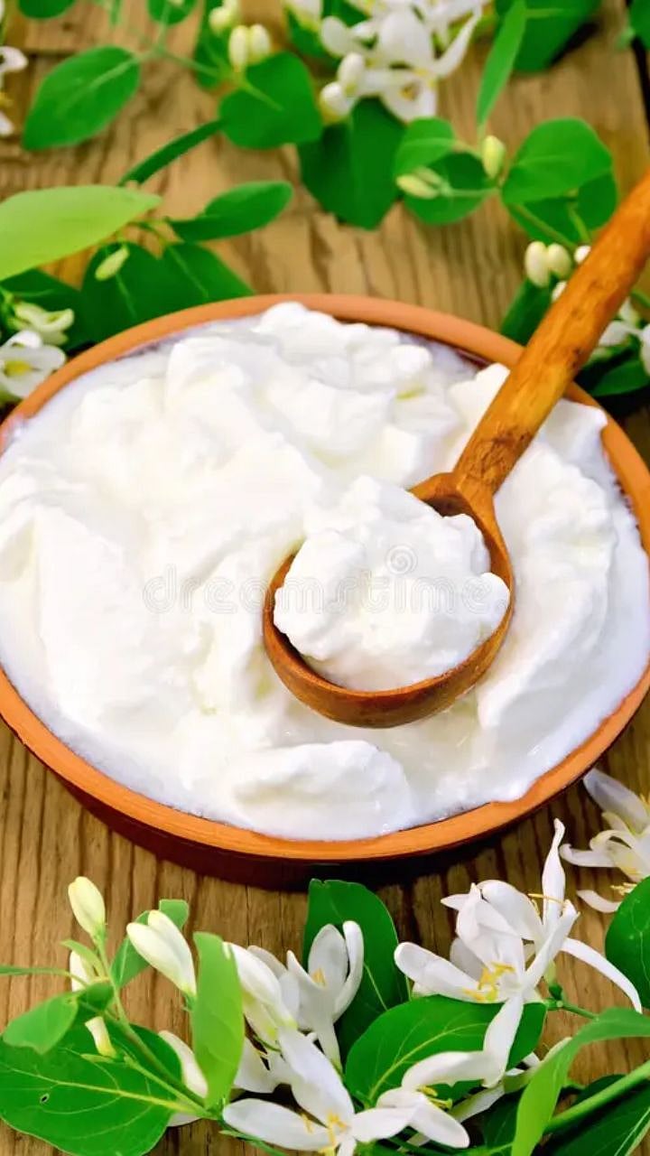 Best Time To Eat Curd:जेवणाआधी की नंतर, दही कधी खावा?