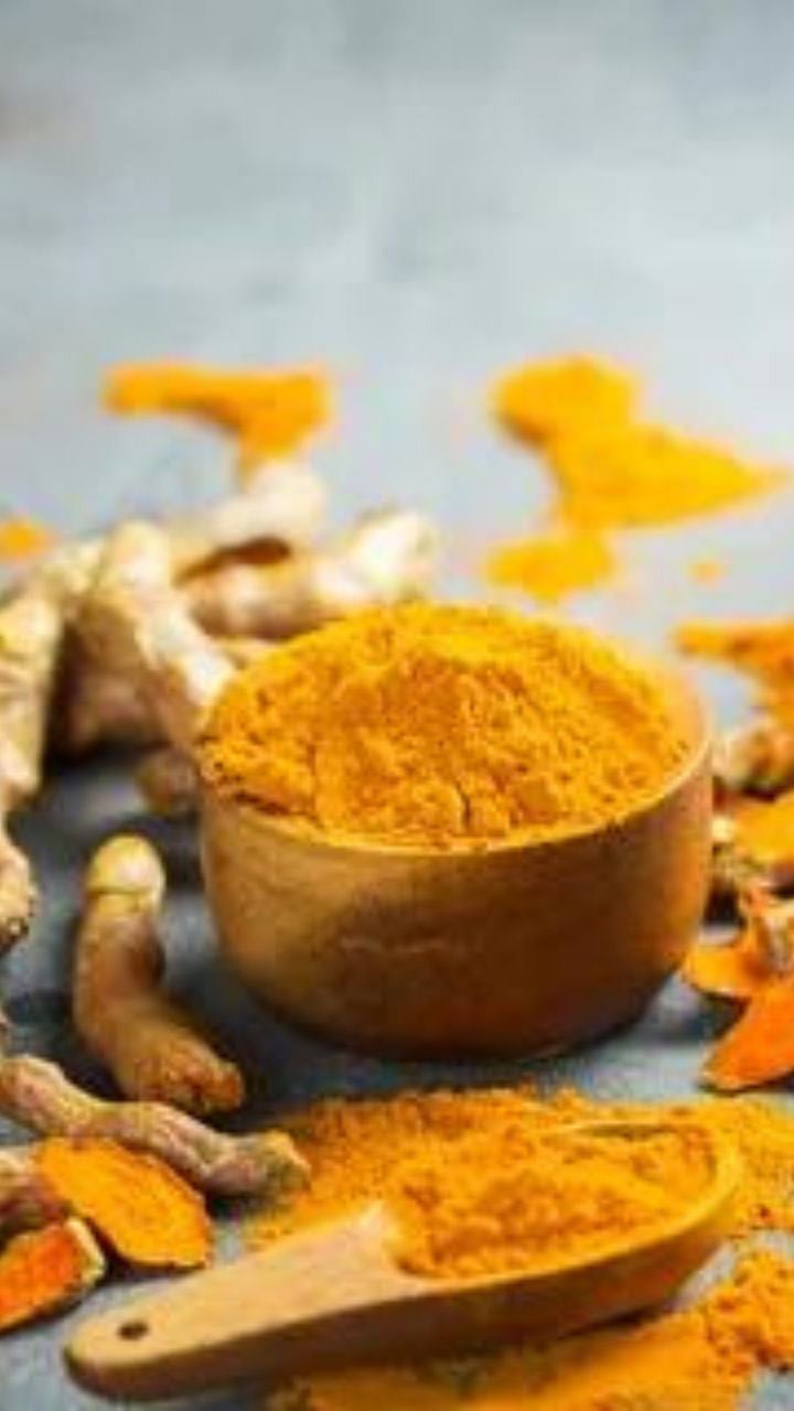 हळदीमुळे शरीराला होणारे आश्चर्यचकित फायदे, जाणून घ्या|benifits of ...
