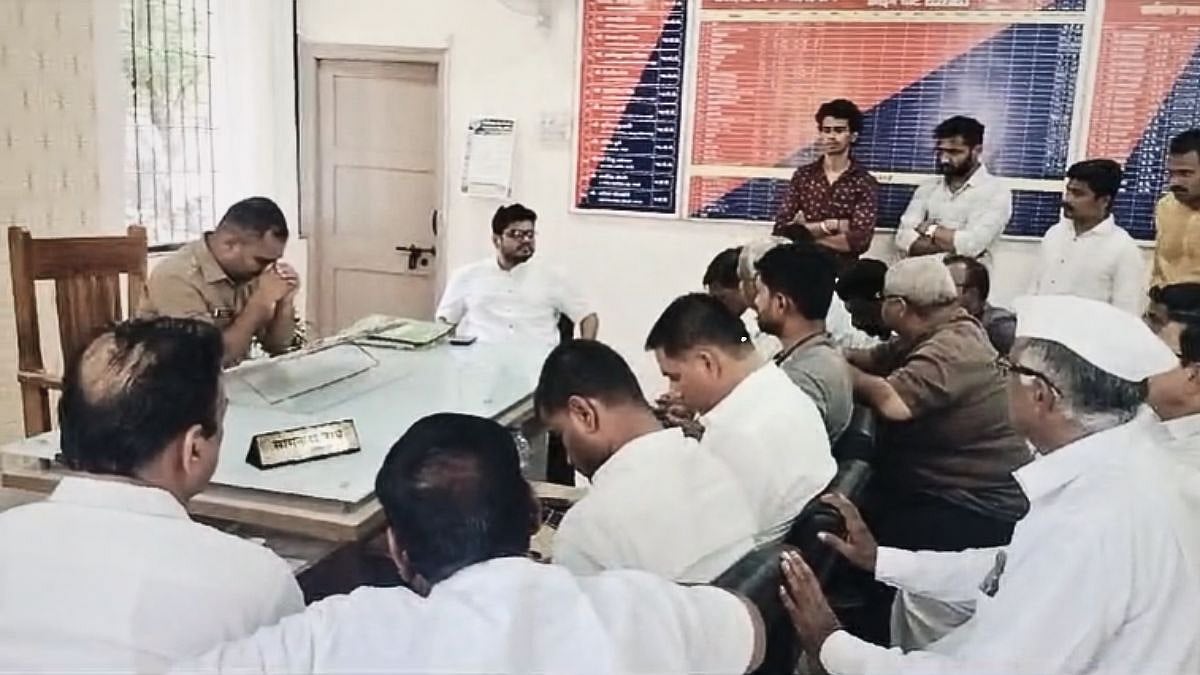 Rohit RR Patil : Rohit RR Patil : ...तर माझ्यावरही गुन्हे दाखल करा ...