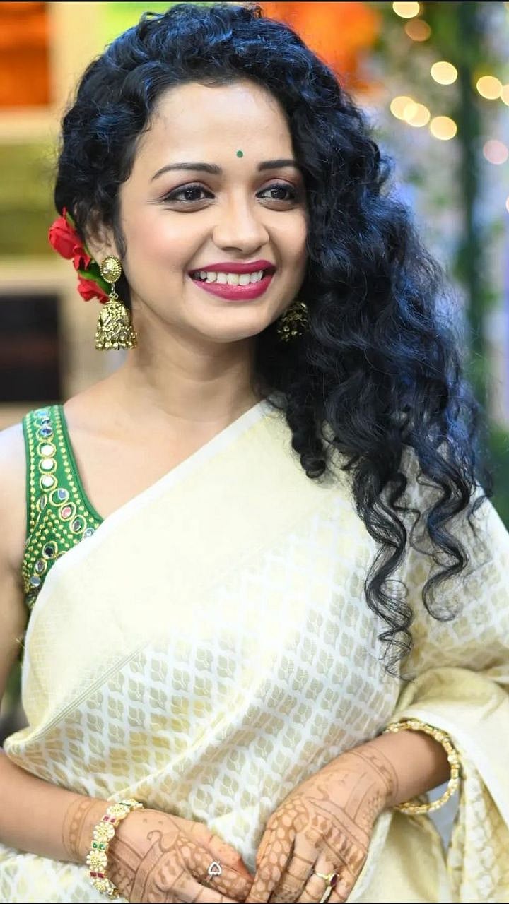 Rashmi Anpat: बहरला हा मधुमास नवा... रश्मीच्या सौंदर्यावर खिळल्या नजरा