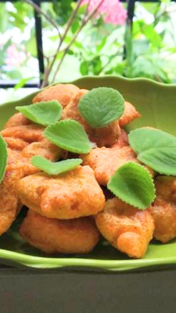 Ova Bhaji Recipe: पावसाळ्यात खा पौष्टिक अन् कुरकुरीत ओव्याच्या पानांची ...