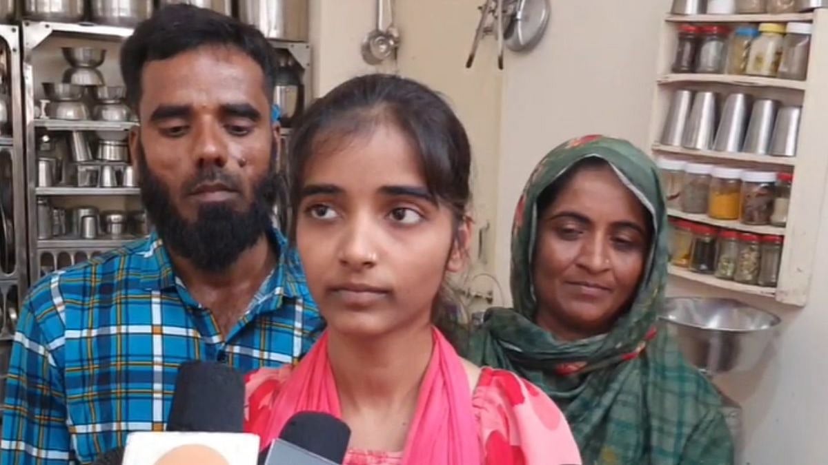 Success Story: आई वडिलांच्या कष्टाला फळ, प्रतिकूल परिस्थितीवर मात करत ...