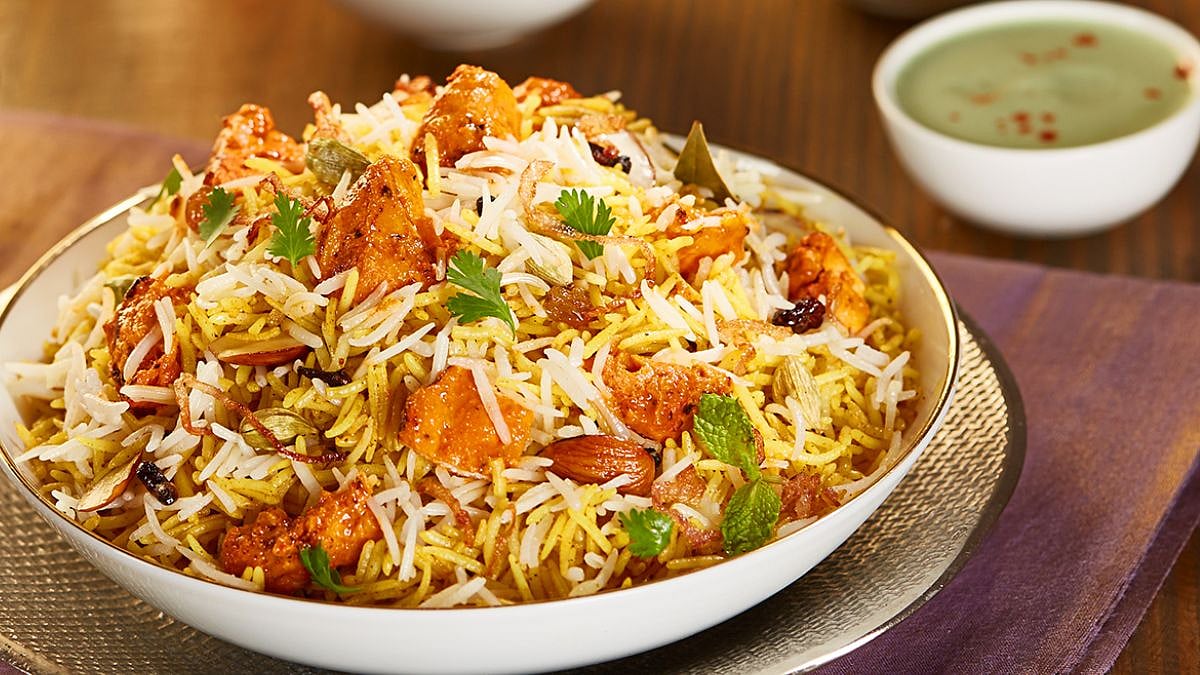 Biryani Reciepe : बकरी ईद स्पेशल बिर्याणी; 'या' पद्धतीने बनवाल तर सगळेच ...