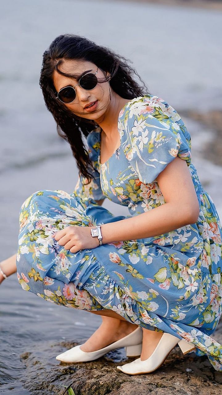 Marathi Actress: मराठमोळी सौंदर्य क्विन; फोटोंनी लावलं वेड! | Marathi Actress Vidula Chougule ...