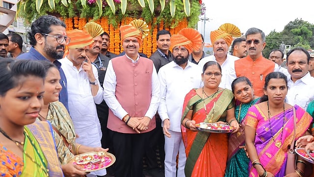 Chhatrapati Shivaji Maharaj Waghnakh Photos Satara: पराक्रमाच्या अखंड ...