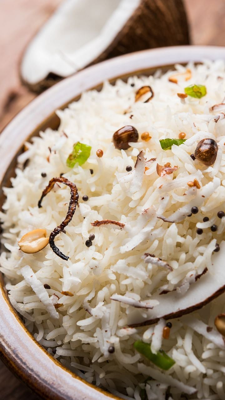 Narali Bhat Recipe: नारळी पौर्णिमेनिमित्त घरीच बनवा चविष्ट नारळी भात ...