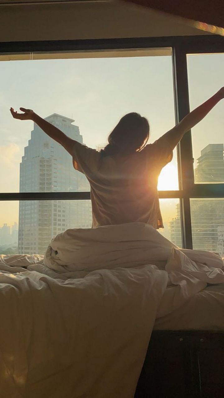 सकाळी लवकर उठण्याचे फायदे कोणते? जाणून घ्या|what are the benefits of ...