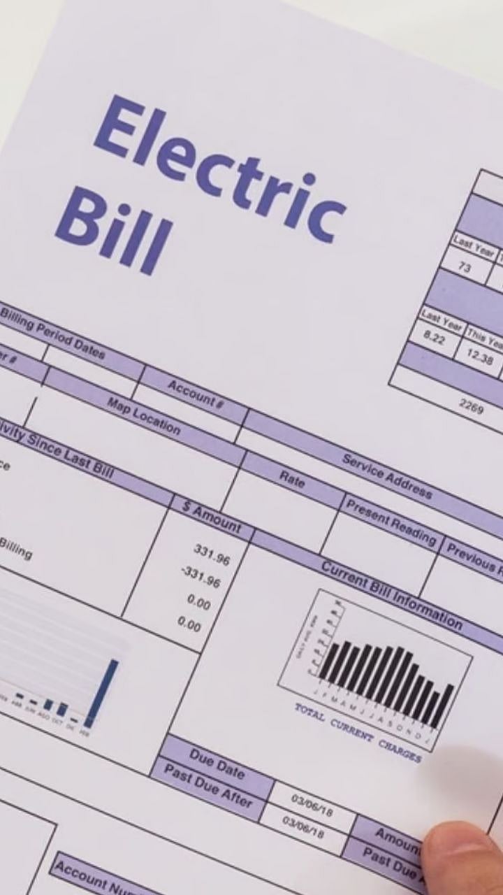 Light Bill तुमच्या नावावर ट्रान्सफर करायचंय? 'या' स्टेप्स नक्की फॉलो ...