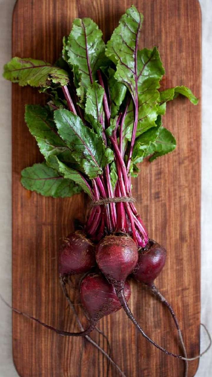 Health Tips : 'कोणत्या' व्यक्तींनी बीटाचं सेवन करू नये, पाहा | See Who ...