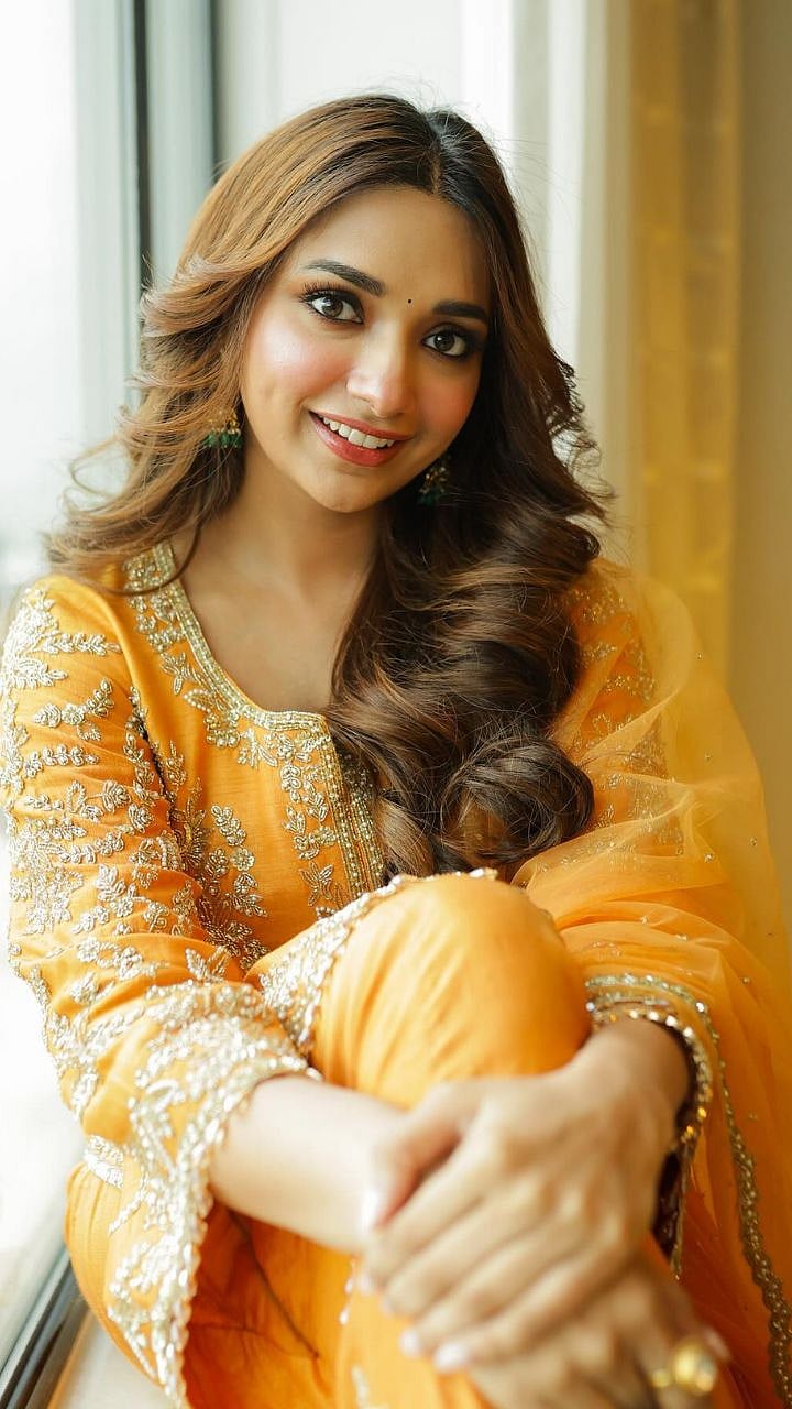 Jiya Shankar: सत्याच्या प्रेमात वेडी होती निशा...