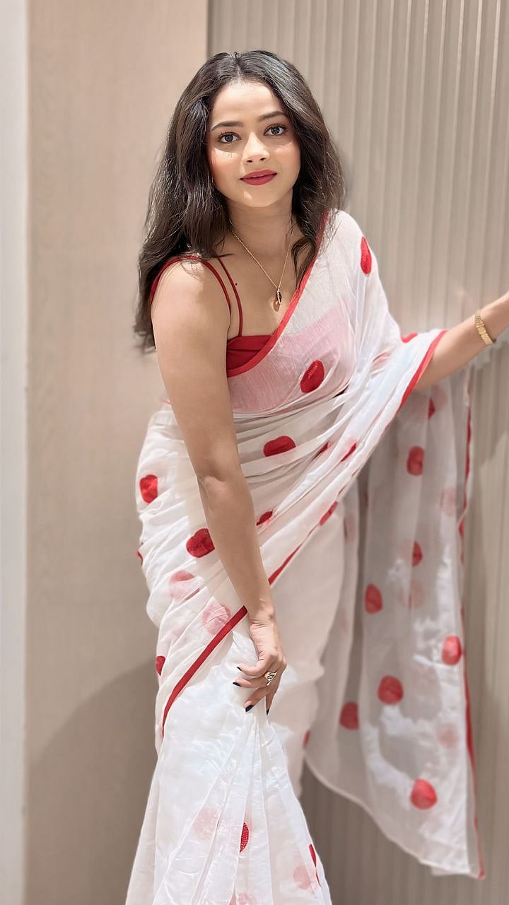 Shivali Parab: कल्याणची चुलबुली शिवालीच्या अदा पाहून व्हाल फिदा ...