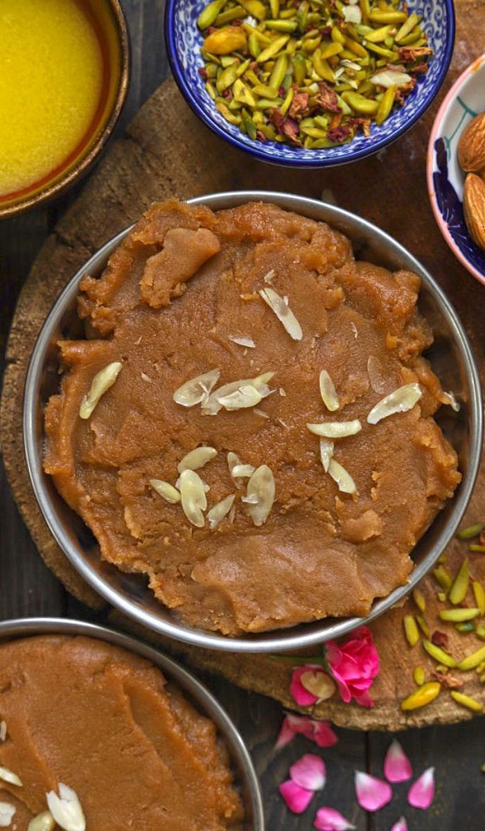 Almond Sheera Recipe : नाश्तासाठी करा अवघ्या १० मिनिटांत पौष्टीक ...