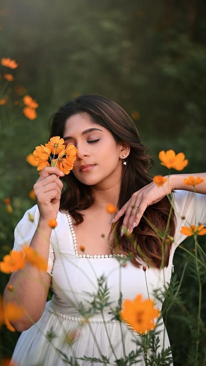 Samruddhi Kelkar: पाहता क्षणी तुला धुंद झाल्या दाही दिशा|marathi ...