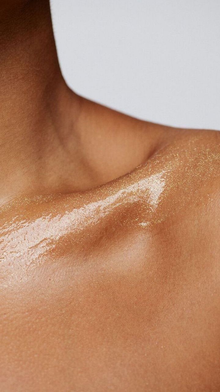 Skin care: मानेवरील काळपटपणा दूर करण्यासाठी करा 'हे' उपाय|remove neck ...