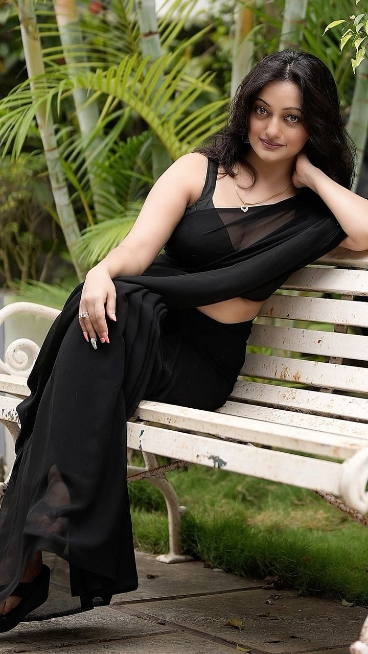 Manasi Naik: सिंगल आयुष्य जगणाऱ्या मानसी नाईकचं वय किती?|marathi ...