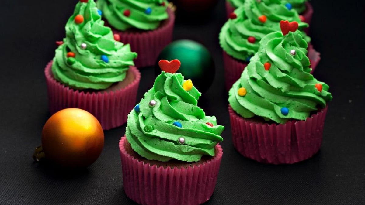 Cupcake Recipe: 'या' ख्रिसमससाठी मुलांसाठी खास कपकेक तयार करा, जाणून ...