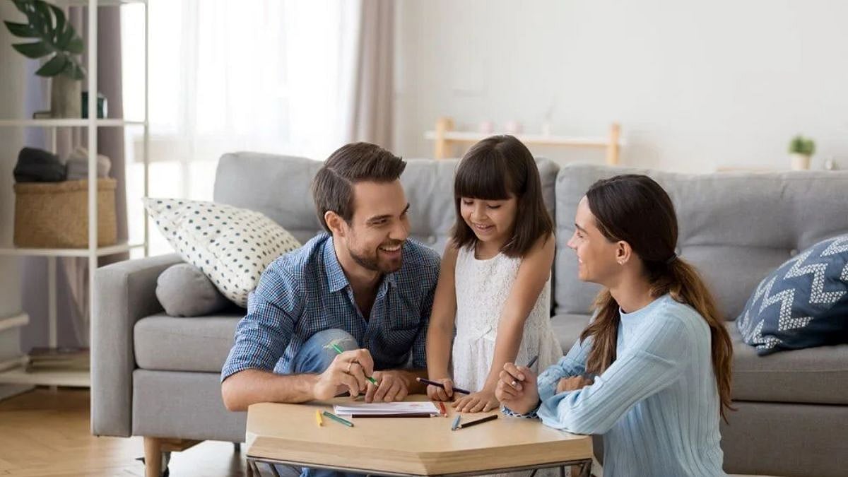 Parenting Tips: मुलांच्या चांगल्या संगोपनासाठी फॅालो करा 'या' मॅार्डन ...