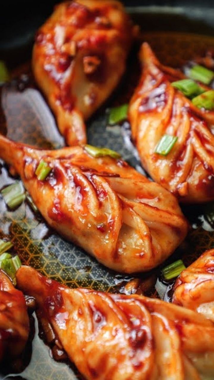 Momos Recipe: न्यू इयरला संध्याकाळी बनवा चटपटीत नाश्ता, नोट करा सिंपल ...