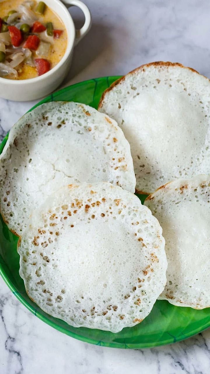 Appam Recipe : संडे स्पेशल! एक थेंबही तेल न वापरता नाश्त्याला बनवा ...