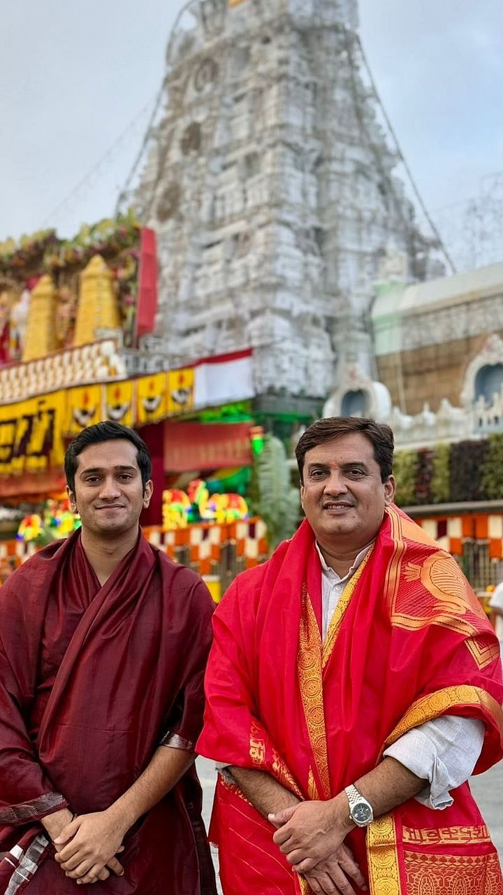 Krishnaraj Mahadik: धनंजय महाडिकांचा धाकटा मुलगा काय करतो?|Kolhapur ...