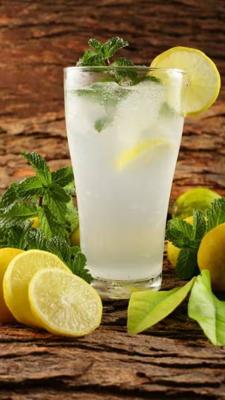 घरीच फक्त १० मिनिटांत बनवा थंडगार लिंबू सरबत| Limbu sarbat Recipe make ...