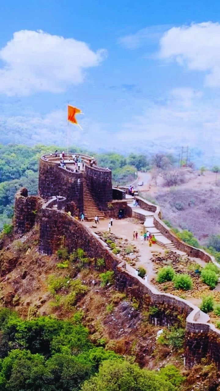 Maharashtra Tourism : महाराष्ट्रातील 'हे' Hidden किल्ले पाहिलेत का ...