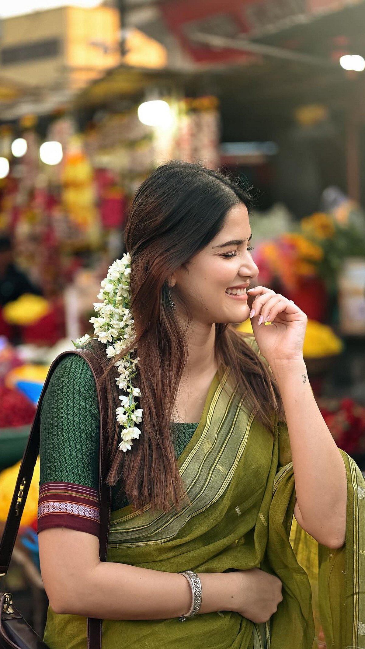 मराठमोळ्या अभिनेत्रीला ओळखलं का? सौंदर्याने केलं घायाळ|sayali patil ...