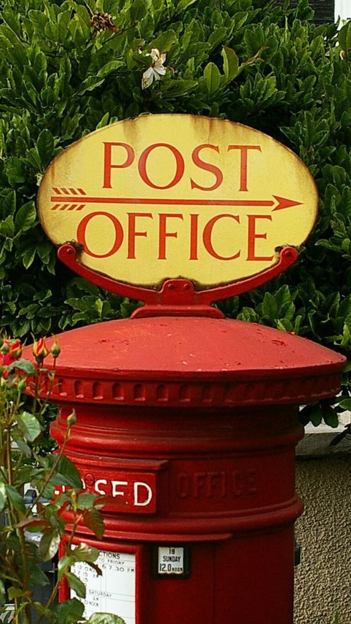 Post Office: पोस्ट ऑफिसचा रंग लाल का असतो? जाणून घ्या यामागचं गुपित ...