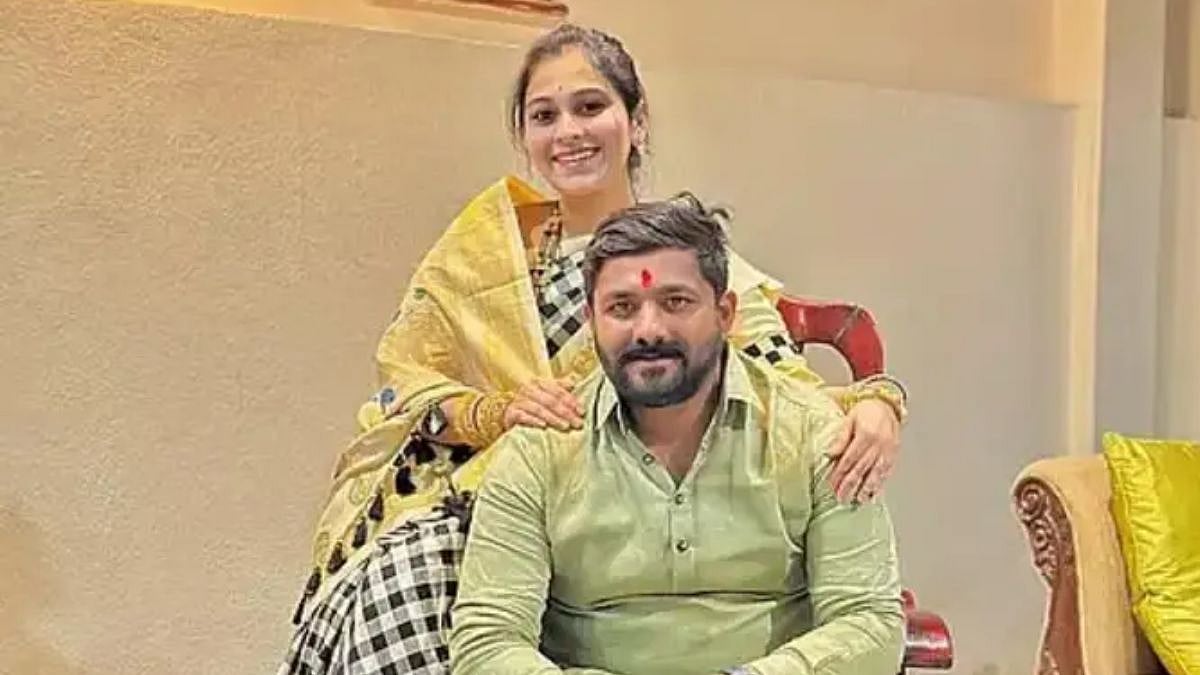 Vaishnavi Hagwane: क्रुर हगवणे फॅमिलीचे फोटो समोर; नणंद, पती अन् ...