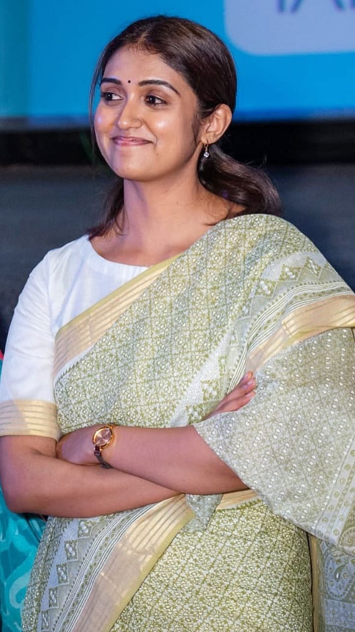 रिंकू राजगुरू कितवी शिकलीये? तुम्हाला माहितीये का|what is the education ...