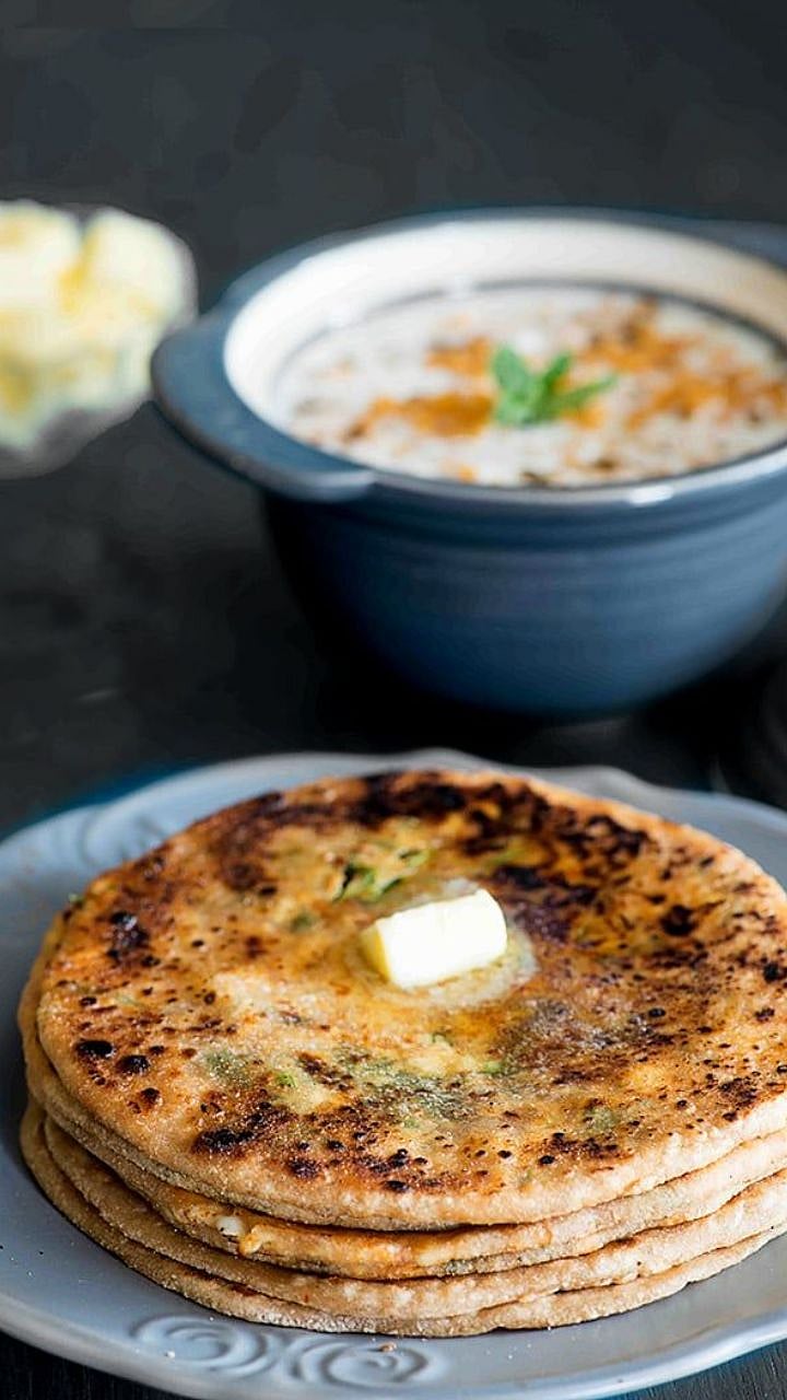 Cheese Paratha: मुलांच्या टिफिनसाठी फक्त १० मिनिटांत तयार; स्पेशल जिच ...
