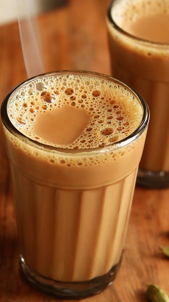 Jaggery Tea Benefits: हिवाळ्यात गुळाचा चहा प्यायल्याने होतात 'हे ...