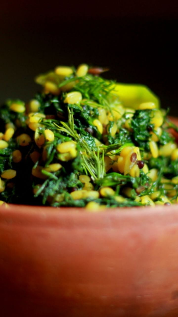Shepu Mungdaal Recipe : घराघरात बनणारी स्वादिष्ट शेपू मूगडाळीची भाजी ...