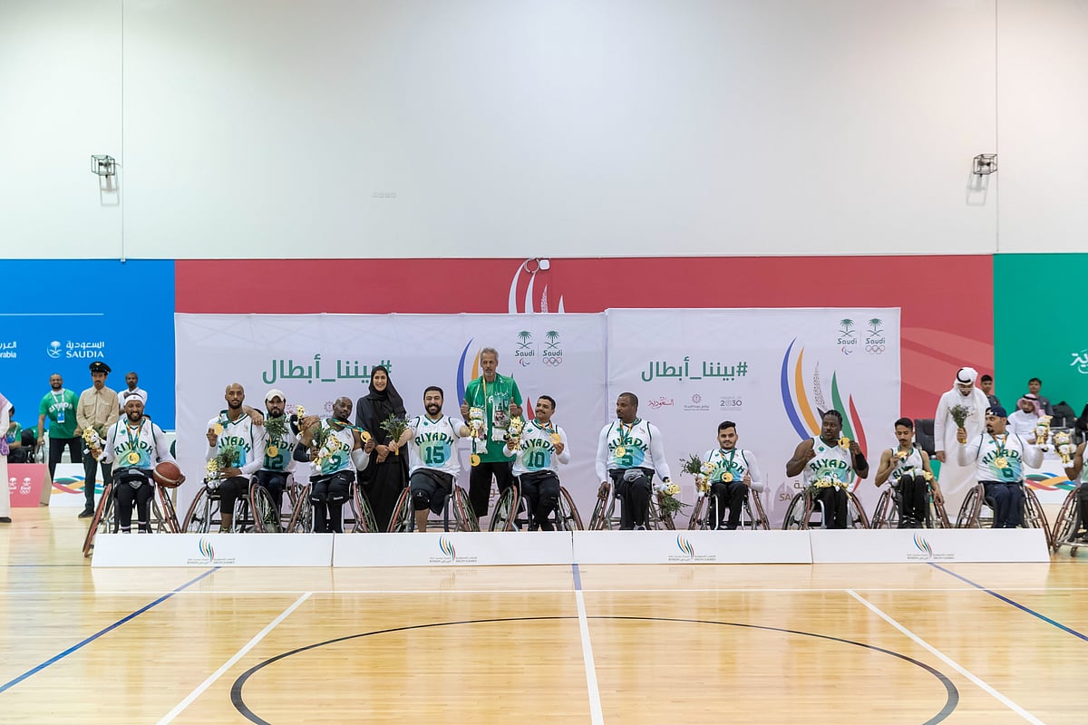 دورة الألعاب السعودية دليّل بنت نهار تتوّج الفائزين بمنافسات كرة