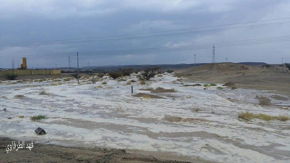 شاهد .. صوراً حصرية لـ "سبق" توثّق أمطار تبوك وجريان الأودية