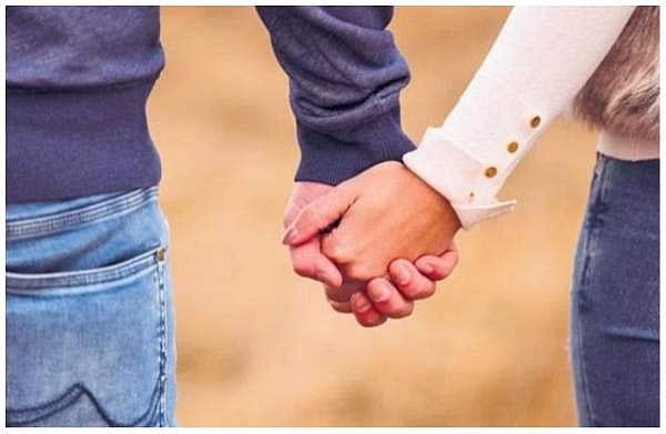 feeling insecure in a relationship can damage the emotional bond, signs ...
