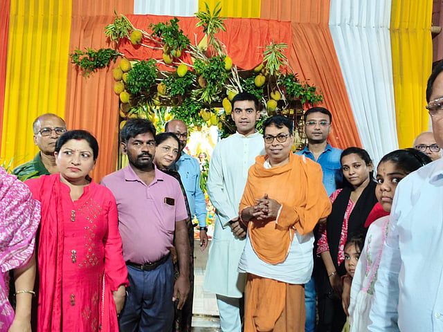 Park Circus Kali Temple Completes 75 Years; Temple Adorned with 100 ...