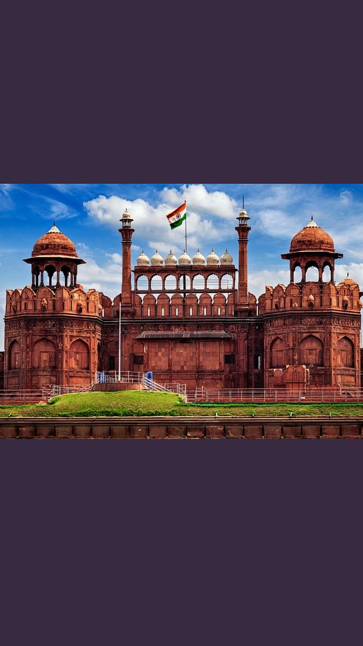 Delhi's Red Fort history लाल किल्ल्याचा रंग लाल का? 'हे' आहे खास कारण ...