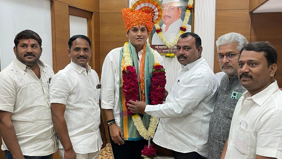 धनंजय महाडिकांनी शब्द खरा केला : परिचारकांच्या विरोधात समाधान आवताडेंना ...