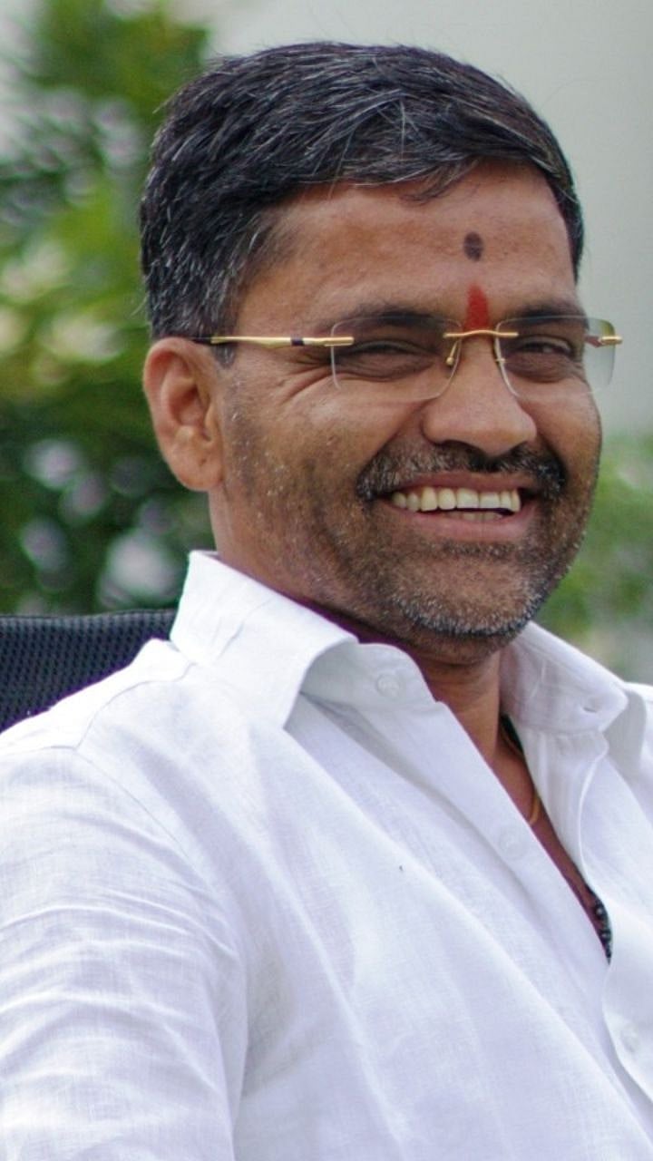 Nilesh Lanke Birthday : शिवसेनेतून हकालपट्टी ते राष्ट्रवादीचे आमदार ...