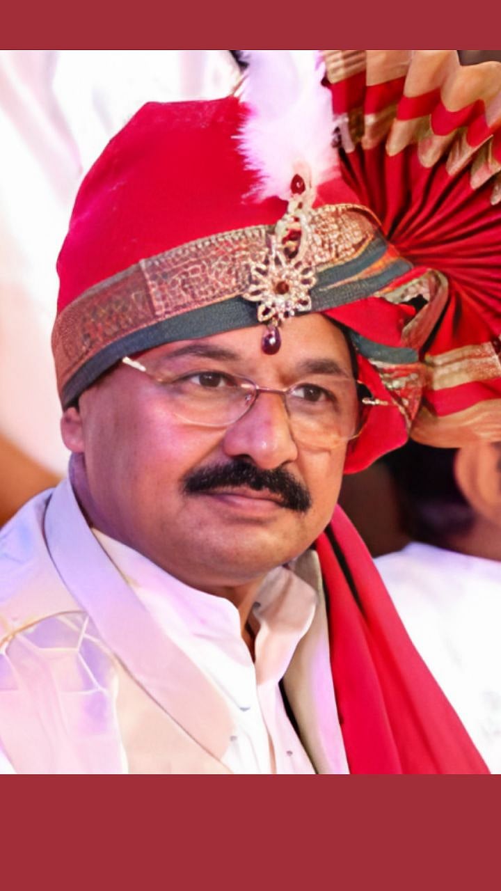 सरपंच ते आमदार; 'असा' आहे दिलीप मोहिते पाटलांचा राजकीय प्रवास ...