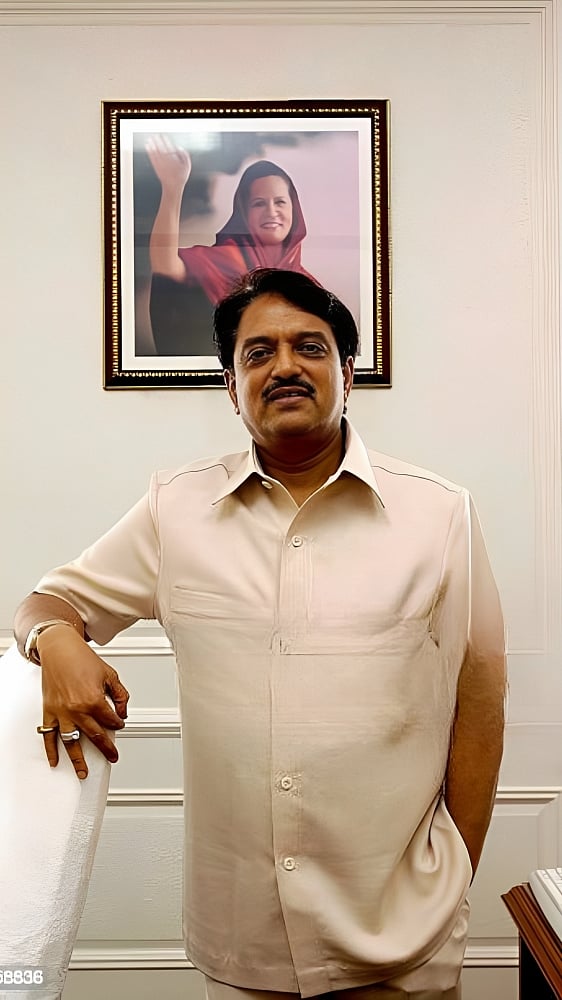 बाभूळगाव ते दिल्लीचे राजकारण गाजवणारे... विलासराव देशमुख| From ...