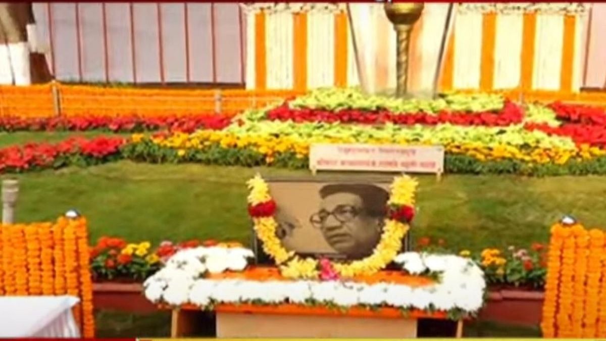 शिवतीर्थावर कडेकोट बंदोबस्त; ५० अधिकारी, ३०० पोलिसांचा फौजफाटा तैनात ...