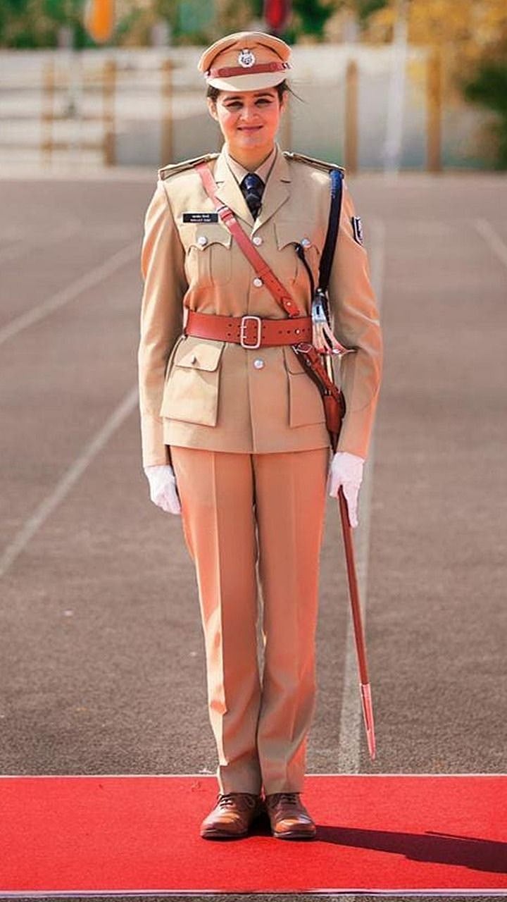 IPS Officer : ब्युटी विथ ब्रेनचे उत्तम उदाहरण आहेत 'या' महिला आयपीएस ...