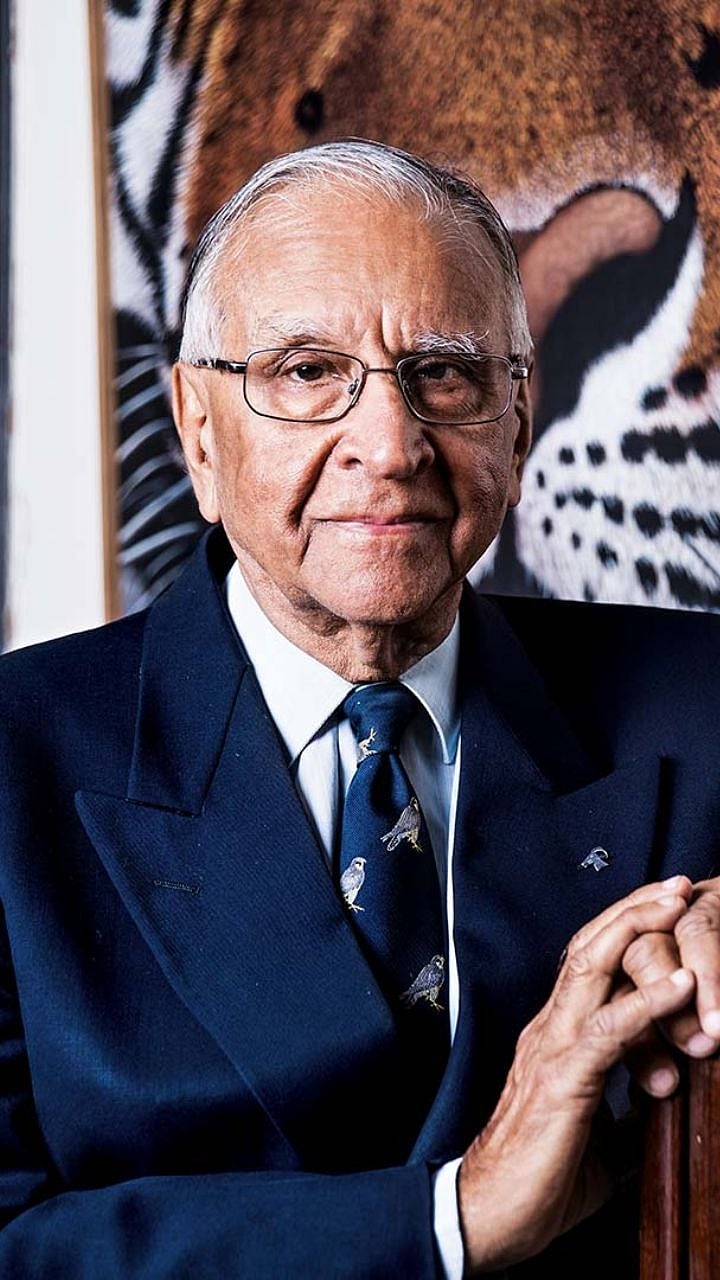 IAS MK Ranjitsinh Jhala : पहिल्यांदाच राज परिवारातील सदस्य, शाही पदवीचा ...