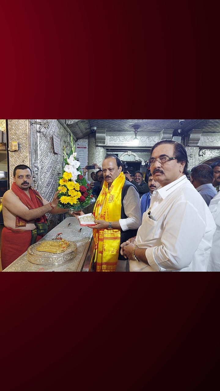 Ajit Pawar At Pune : दगडूशेठ हलवाई गणपतीची आरती अन् भिडे वाड्याची पाहणी ...