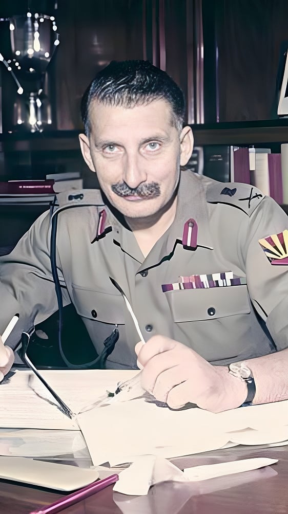 Sam Manekshaw : इंदिरा गांधींच्या योजनेला थेट नकार देण्याचे धाडस करणारे ...