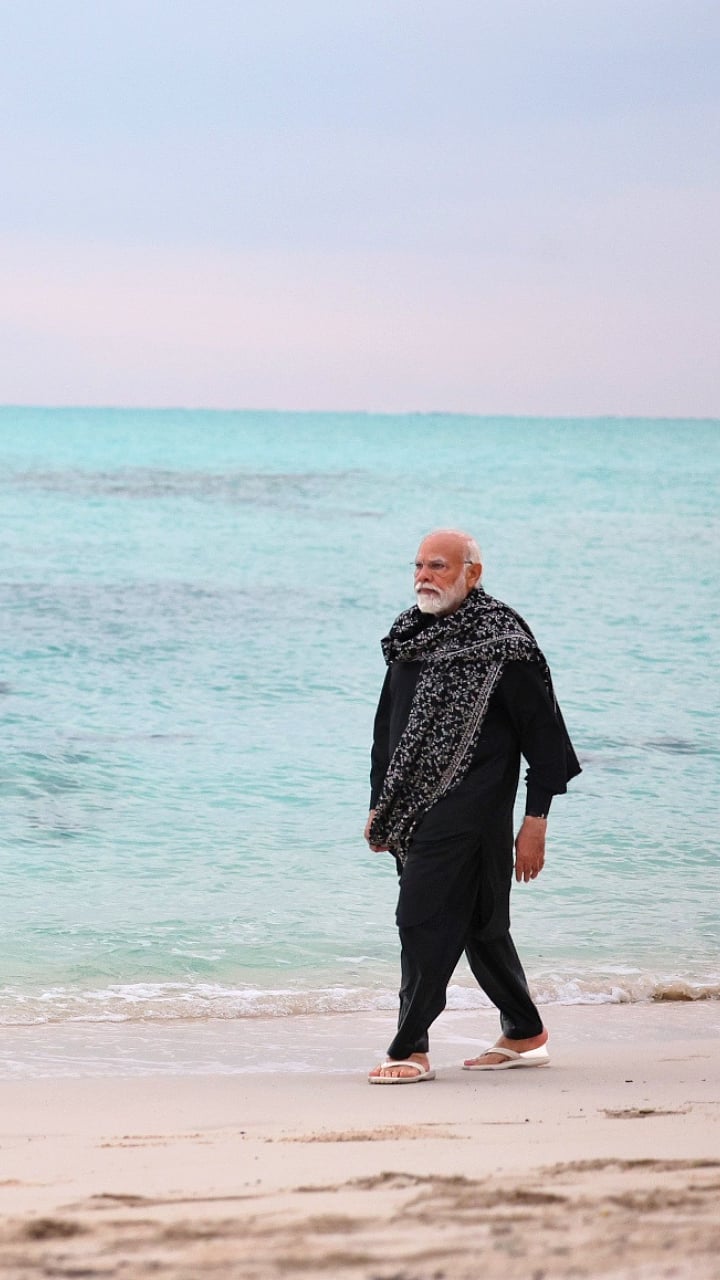 Narendra Modi: लक्षद्वीपमध्ये PM मोदी अनुभवत आहेत 'शुद्ध आनंदाचे क्षण ...
